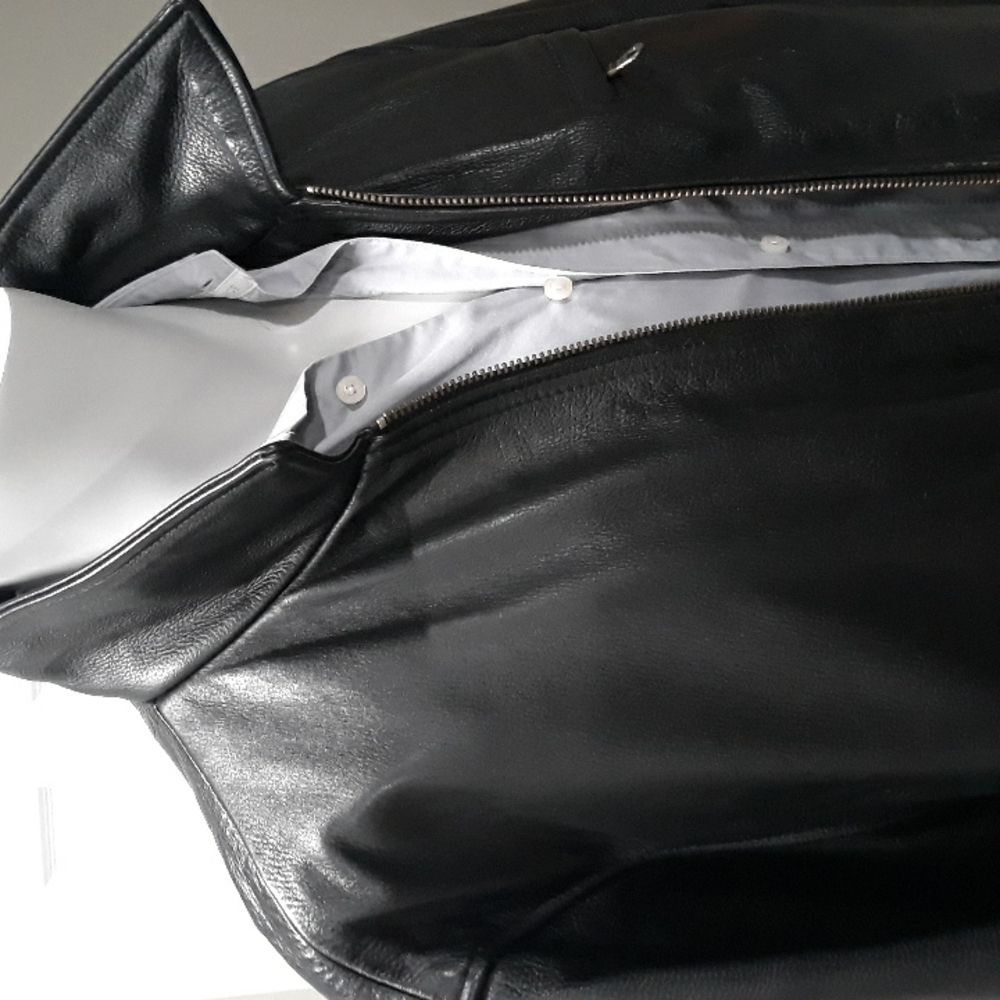 M. Julian Wilson's Black Leather Biker Jacket W Linin… - Gem